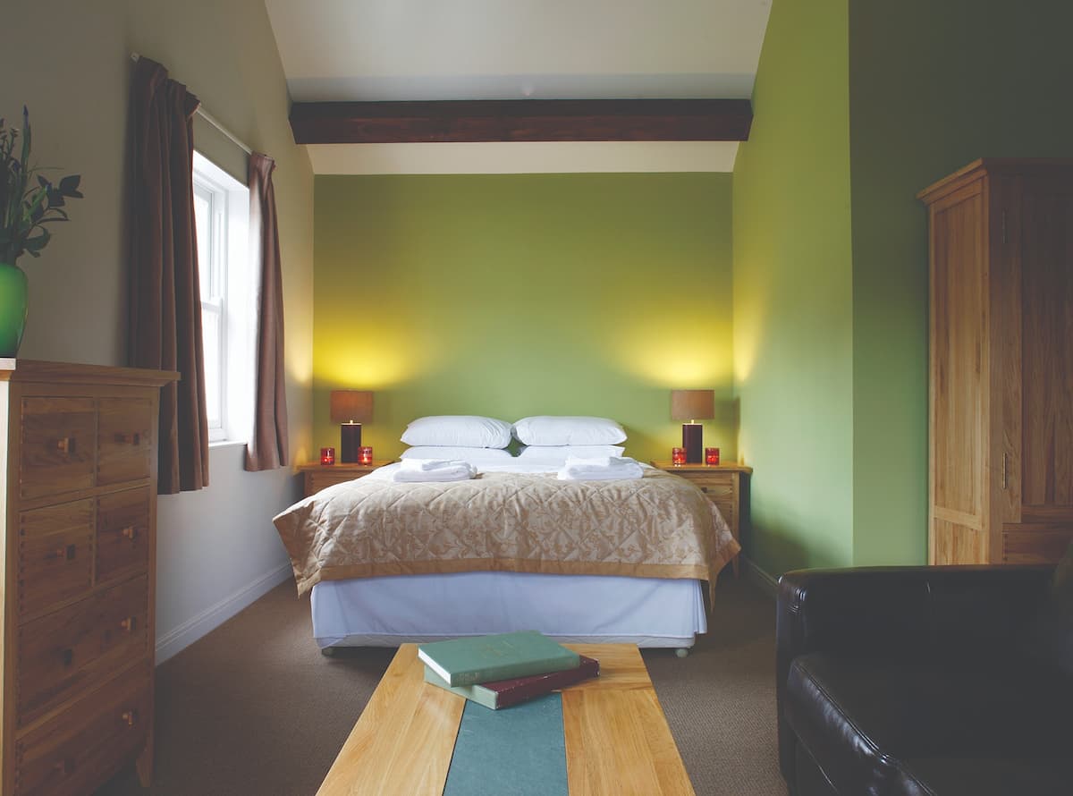 Accommodation | Lodges & Cottages | Bluestone Wales