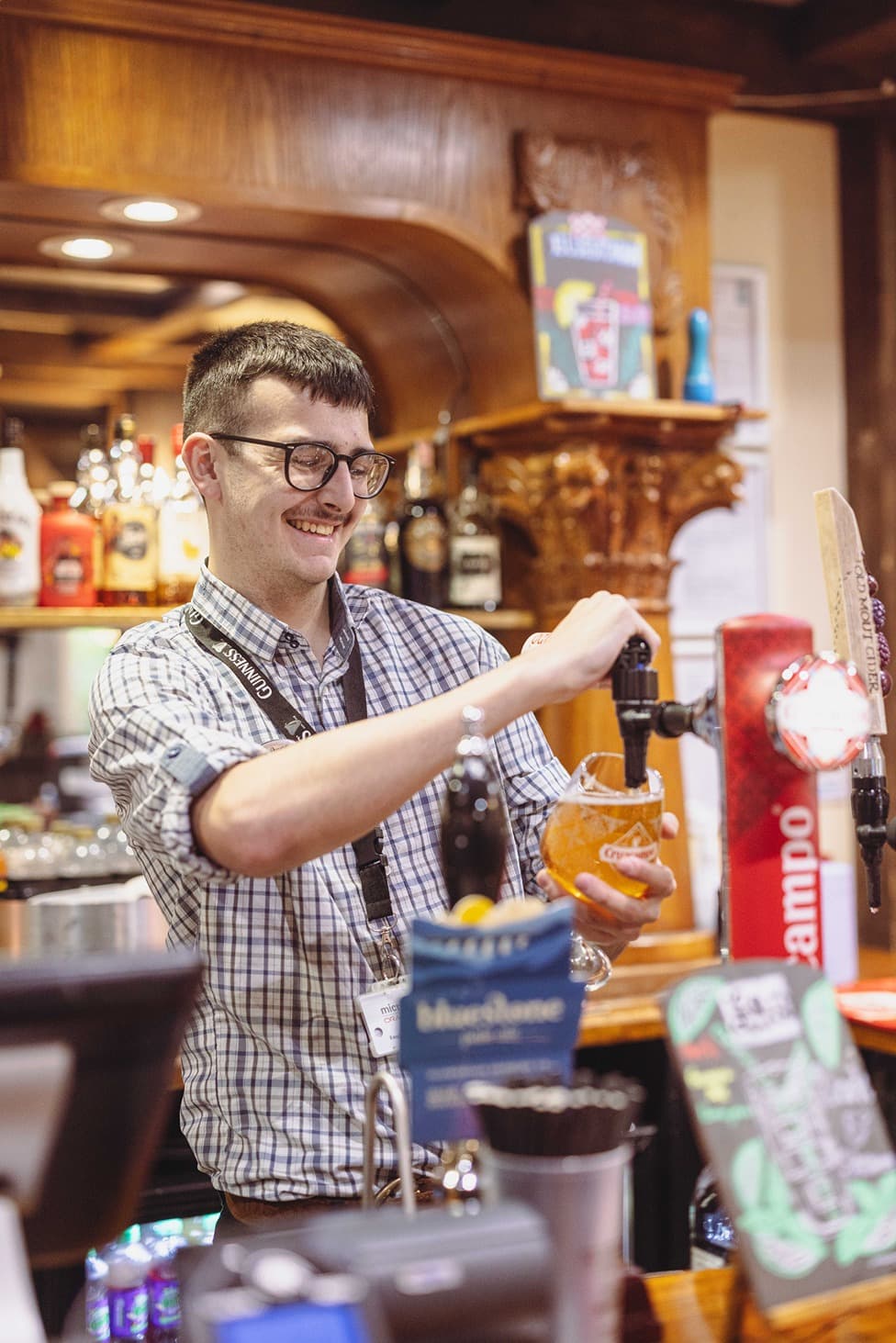 Knights Tafarn Pub | Dining & Restaurants | Bluestone Wales