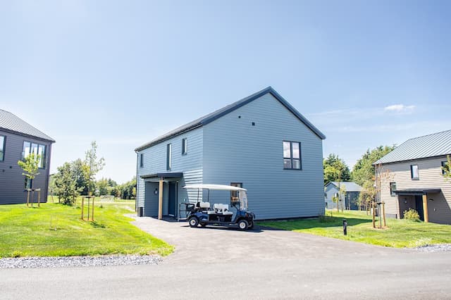 Arrival Information | How To Find Us | Bluestone Wales