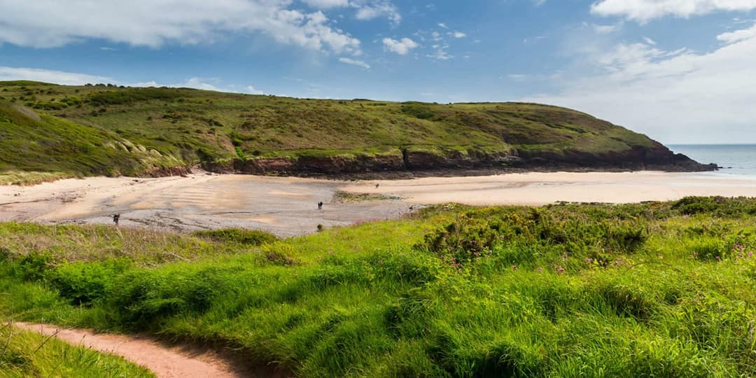 Top 10 Pembrokeshire Beaches | Bluestone Wales